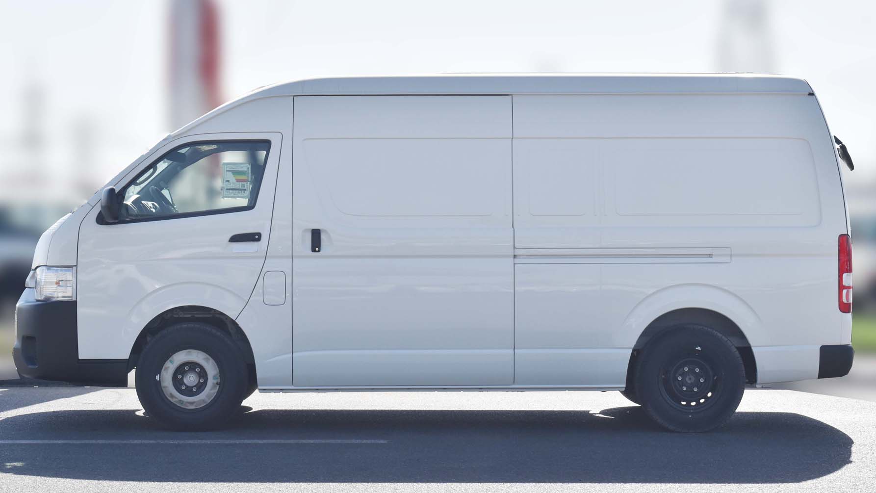 Toyota Hiace Highroof THI2724A2 – arabiaone